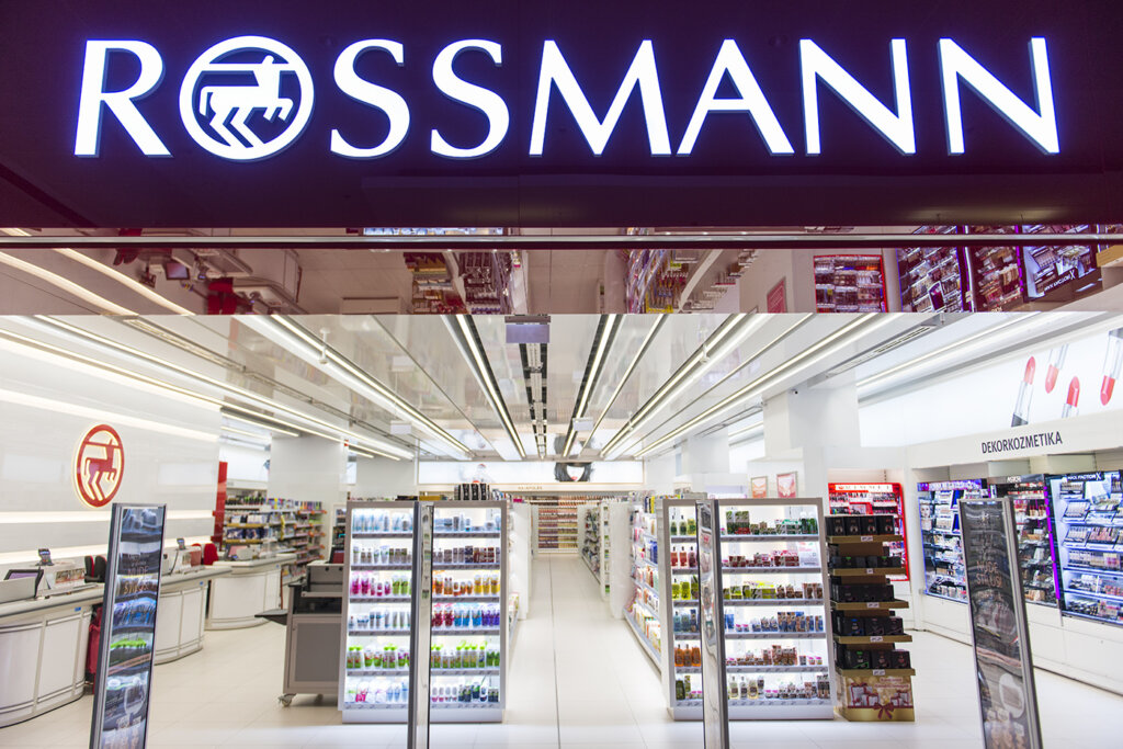 A "VILÁG LEGJOBB MUNKÁLTATÓI" LISTÁJÁN 44. A ROSSMANN - ONBRANDS ...